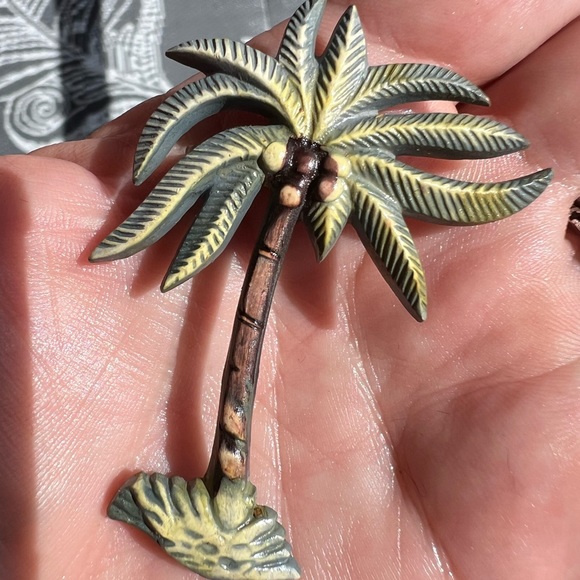 Jewelry | Lucite Antique Palm Tree | Poshmark